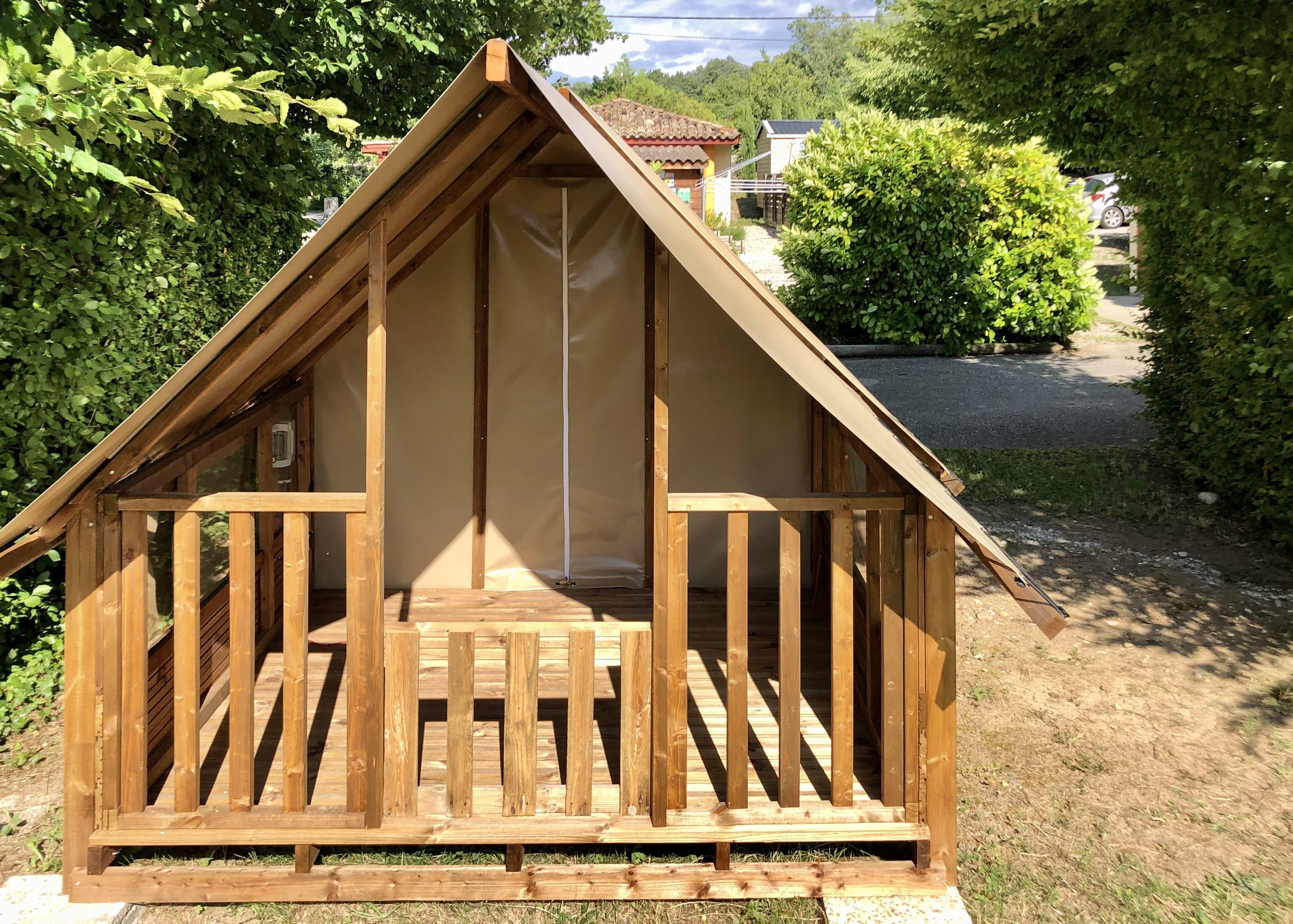 Mini Tente Lodge | 1 Chambre à réserver au Camping Les Chapelains