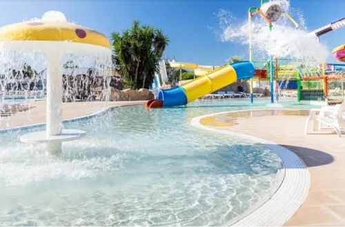 Camping Perpignan bord de mer - Camping Perpignan Parc aquatique ...