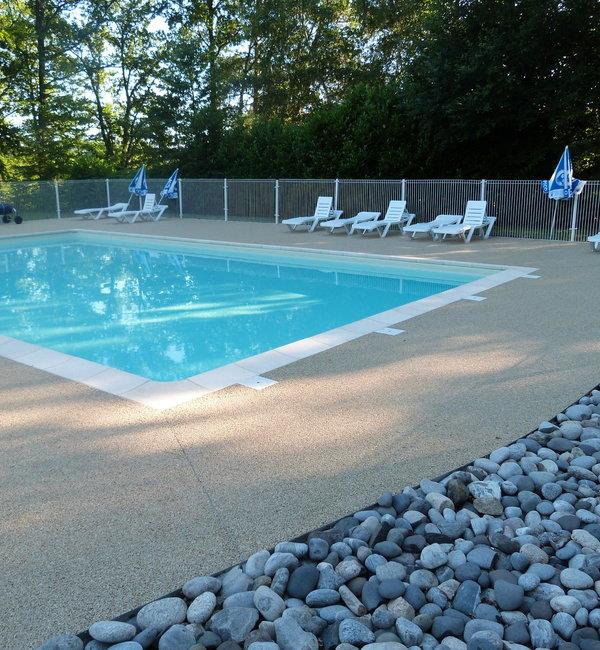 Camping Les Rives Du Lac Cantalès – St Gerons | Réservez vos vacances