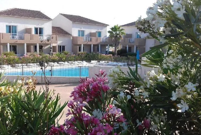 Résidence les Hauts du Maquis - Terres de France - Linguizzetta ...