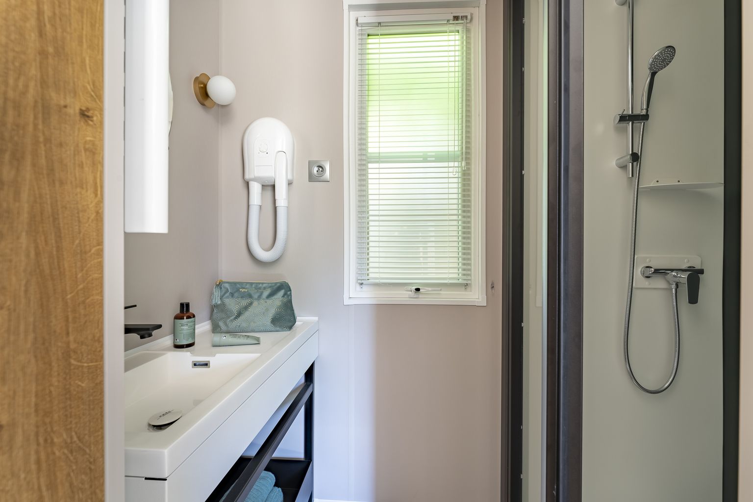 Cottage 2 Chambres - 2 Salles De Bain **** à réserver au Camping ...