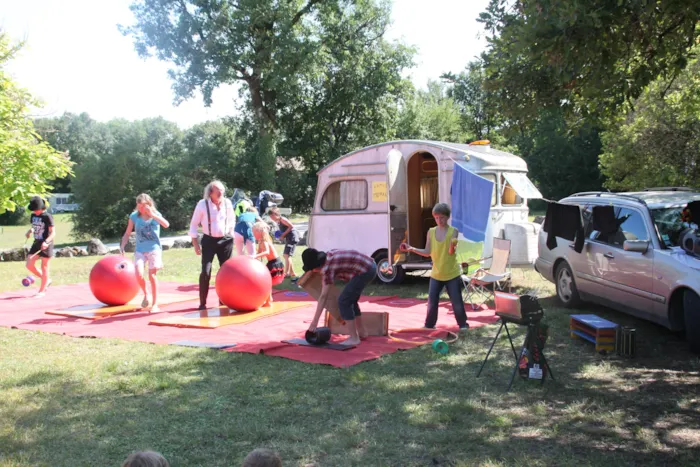 Camping Naturiste Le Couderc - Naussannes | Campings Dordogne Périgord