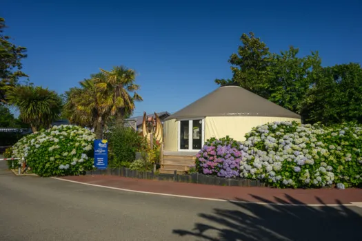 Campsites Flower : Book your holidays camping with Flower